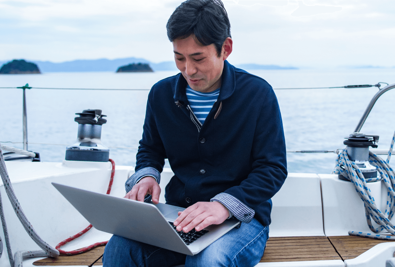 Marine Networks: The Importance of IT [Crestron Electronics, Inc.]